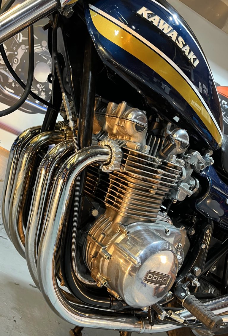 Kawasaki 900 Z1B 1975 Candy Tone Blue 900 Z1B 1975 - KB Style : we are ...