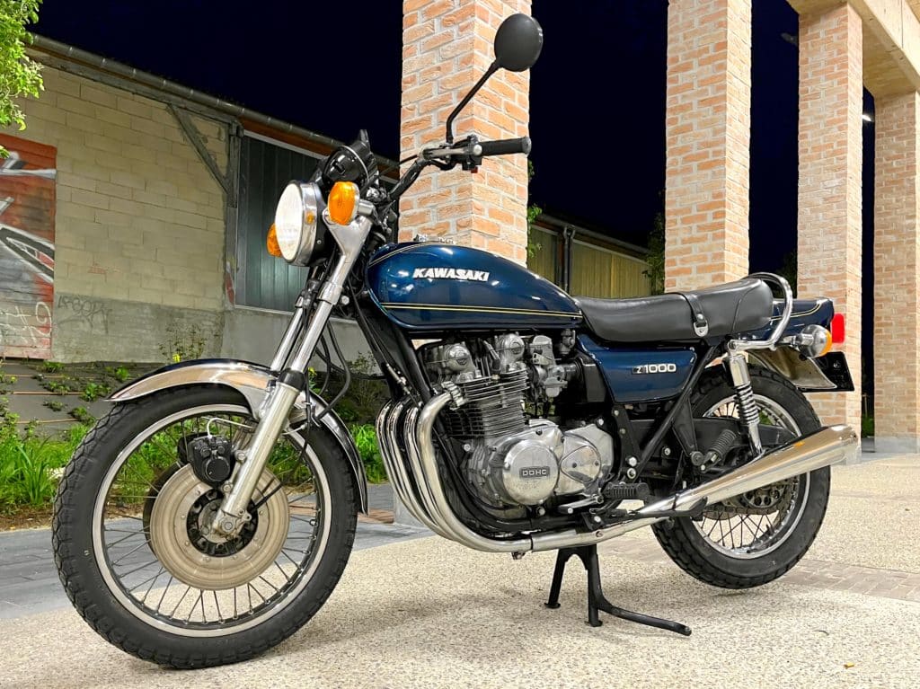 Kawasaki Z1000 A1 1977 Diamond Sky Blue Z1000 de 1977 à nos jours - KB ...
