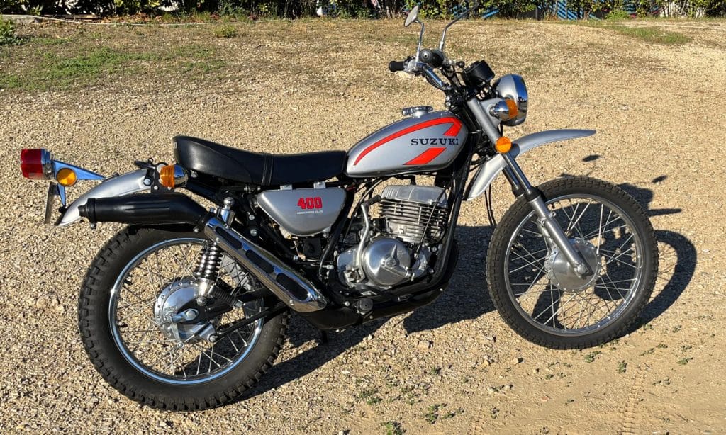 Suzuki TS-400 "Apache" 1974 Suzuki - KB Style : we are classic, but...