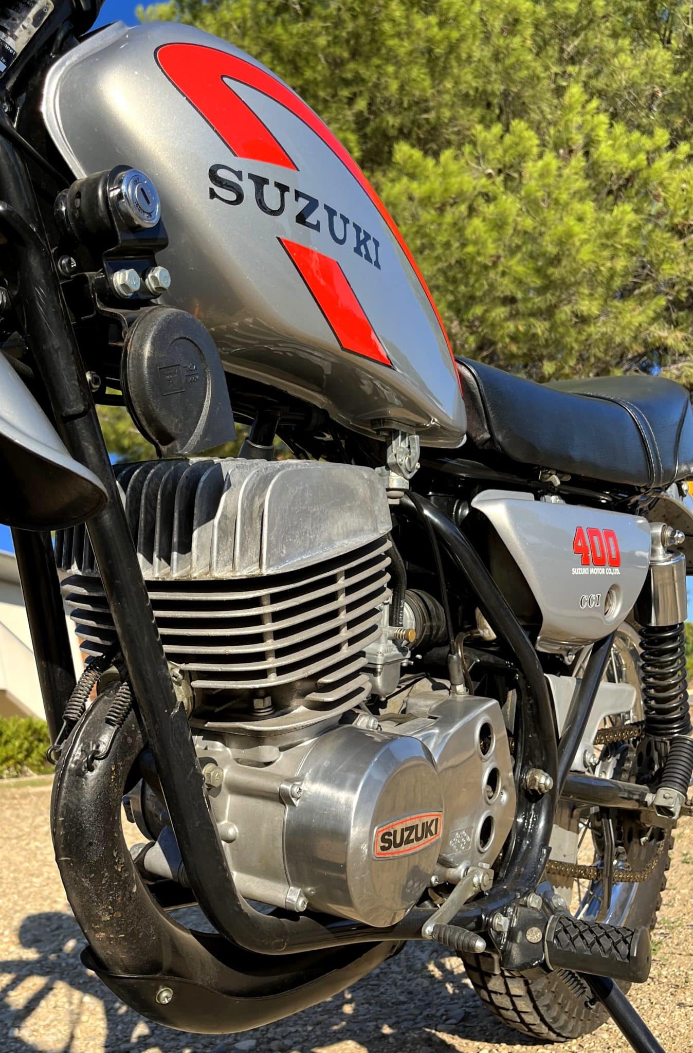 Suzuki TS-400 "Apache" 1974 Suzuki - KB Style : we are classic, but...